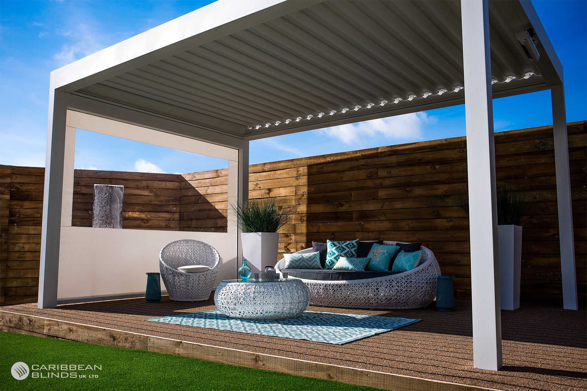 Maximising Year-Round Pergola Use