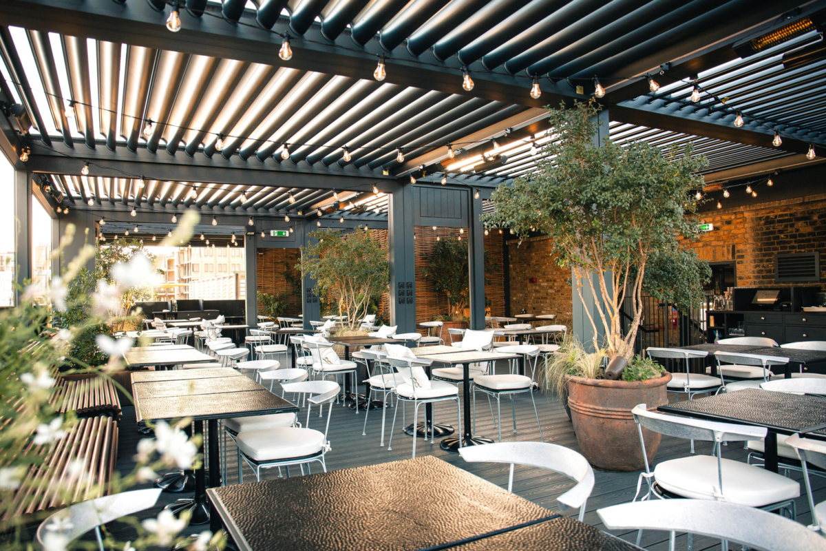 Commercial Canopies for Shops, Restaurants & Pubs