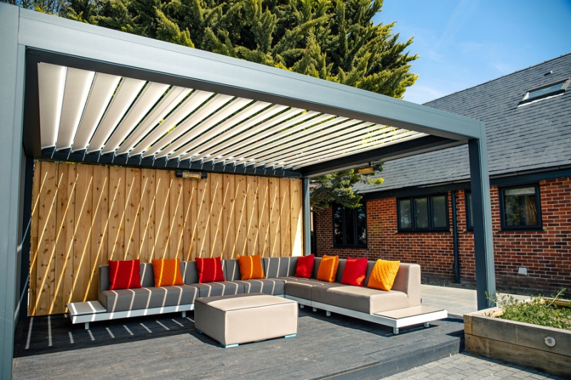 5 Deck Pergola Ideas for Stylish Shade and Comfort - Caribbean Blinds